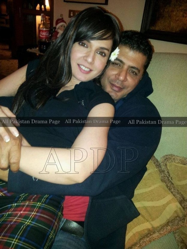Mahnoor Baloch Celebrated her Birthday with Friends | Reviewit.pk