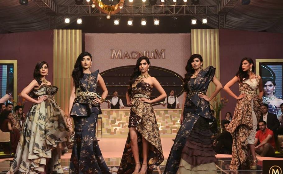 Magnum Party 2015 - Pictures | Reviewit.pk