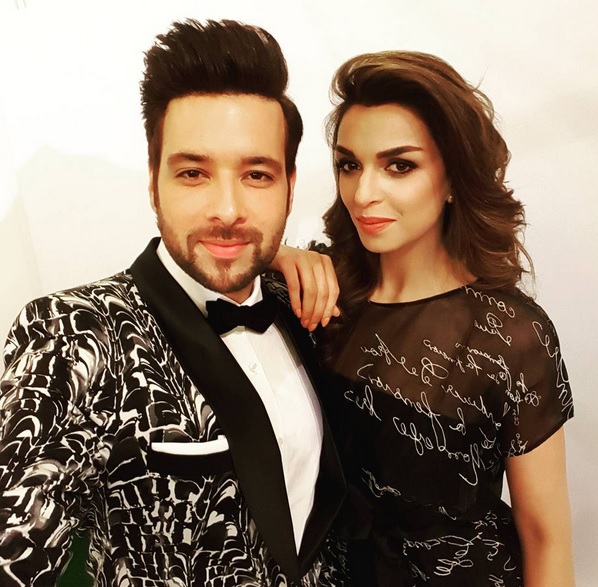 Celebrities On The 5th Hum Awards - Pictures | Reviewit.pk