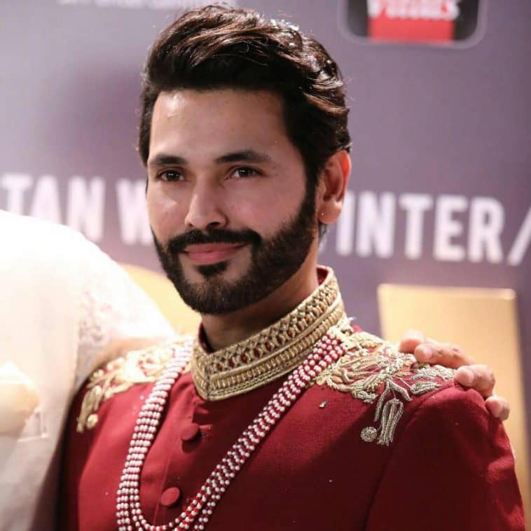 Fahad Mirza In An Anglo-Sufi Musical! | Reviewit.pk