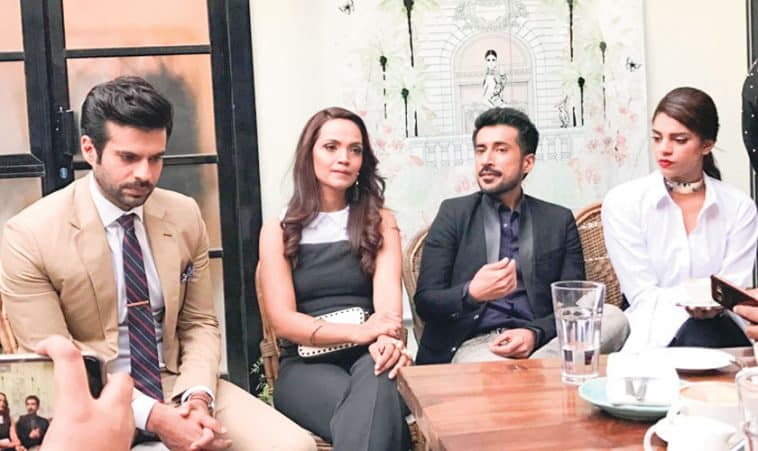 Aamina Sheikh Reveals Her First Look From 'Cake The Film' | Reviewit.pk