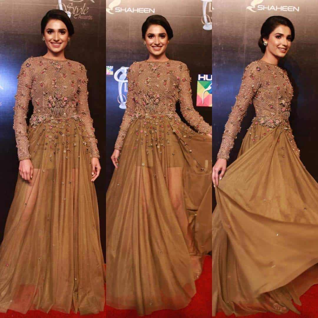 Celebrities At The Lux Style Awards 2018! | Reviewit.pk