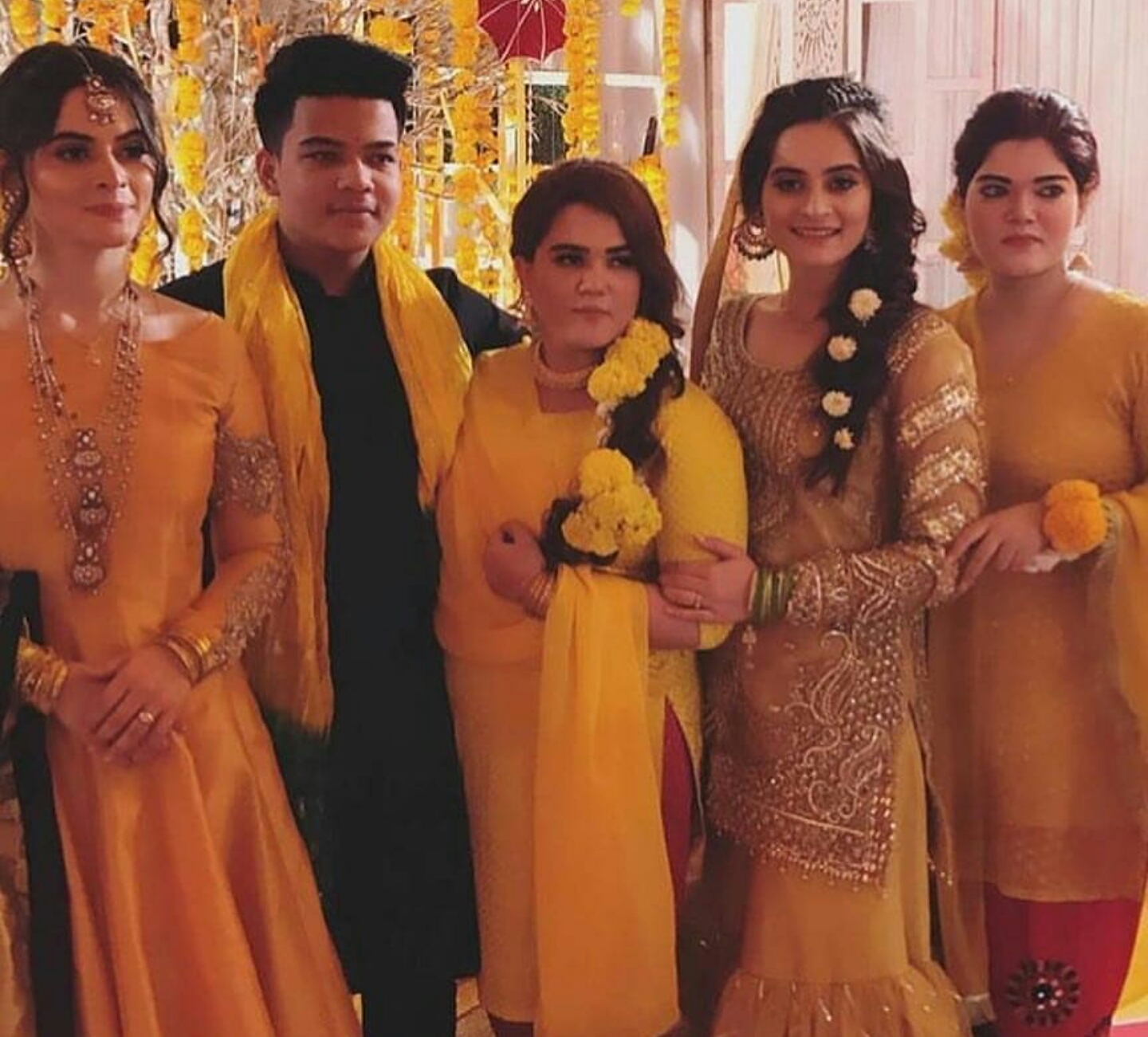 Aiman Khan's Mayun | Reviewit.pk