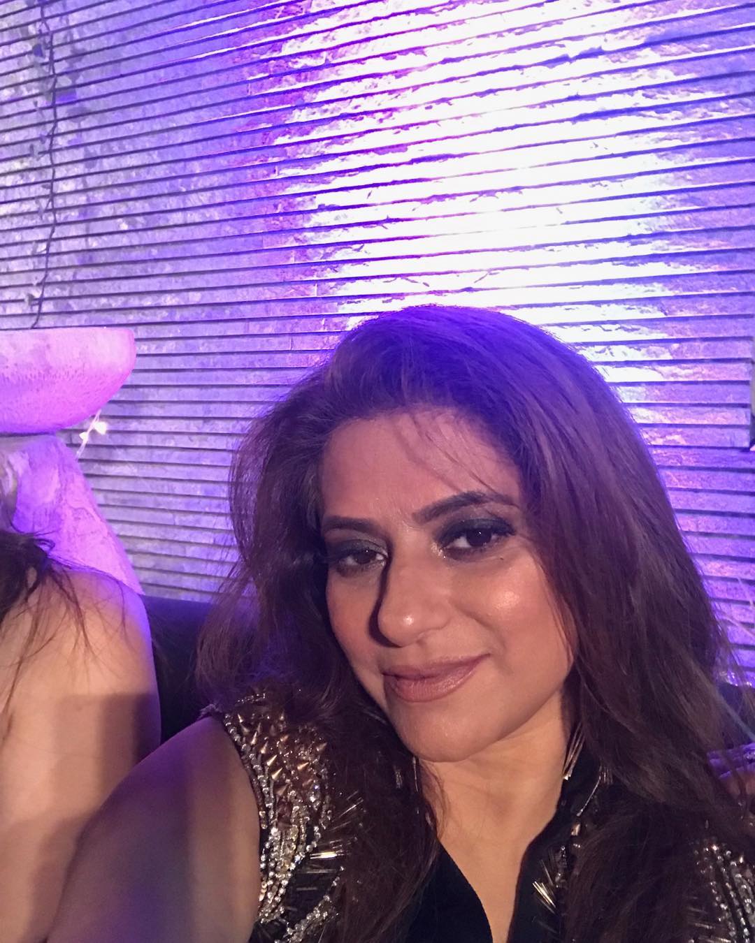 Mariam Mirza's Clicks From Noman Masood's Wedding Anniversary | Reviewit.pk