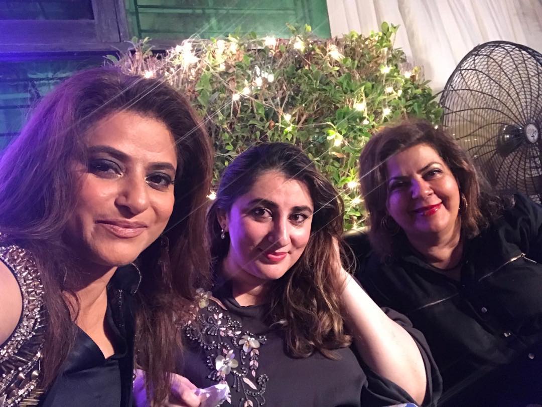 Mariam Mirza's Clicks From Noman Masood's Wedding Anniversary | Reviewit.pk