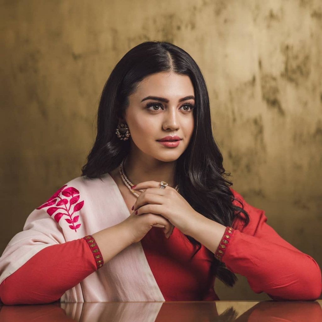 Latest Photoshoot of Actress Zara Noor Abbas for the film Chhalawa ...