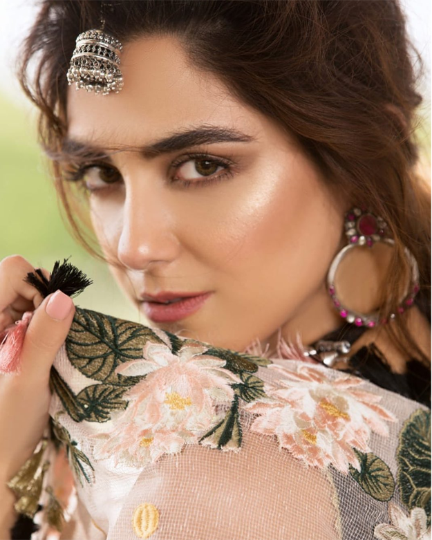 Main Urra Is A Tribute To Pakistan Airforce! | Reviewit.pk