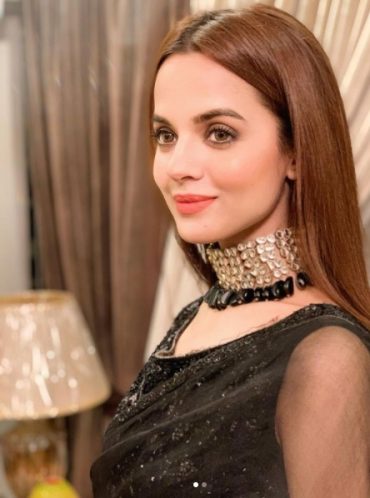 Most Talented Youngest Pakistani Actresses | Reviewit.pk