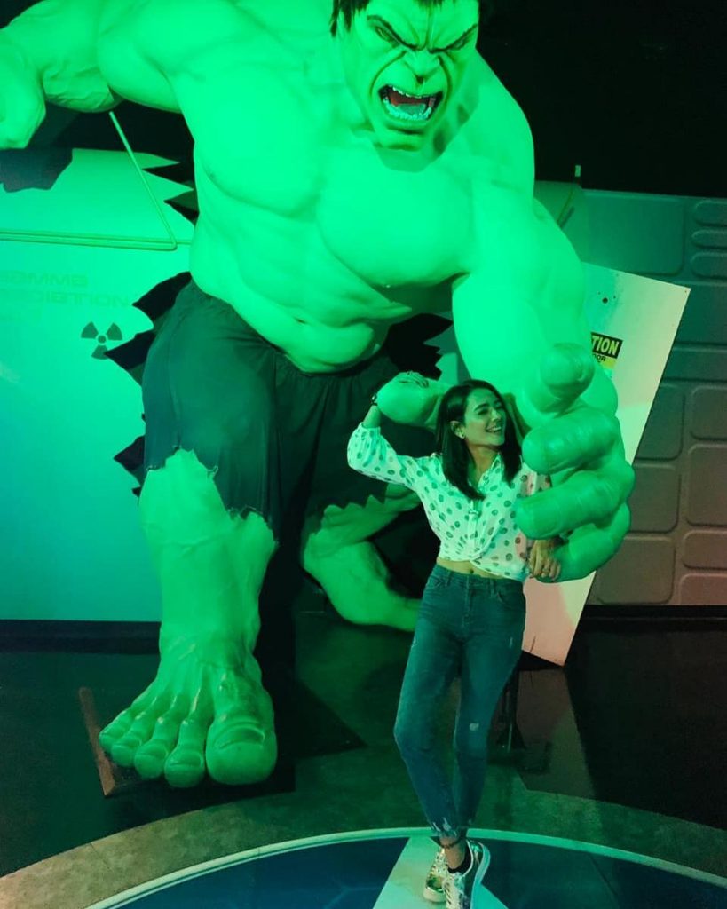 New Clicks of Actress Suzain Fatima from USA | Reviewit.pk