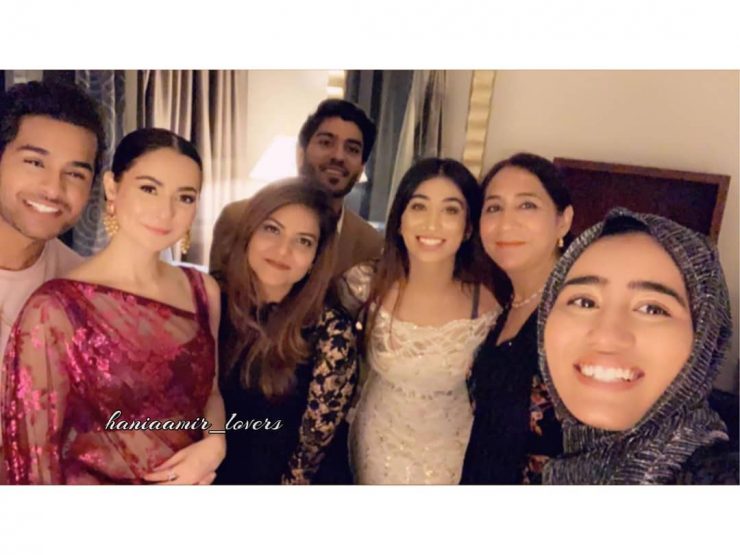 Beautiful Pictures of Hania Aamir and Asim Azhar at Hum Awards 2019 ...