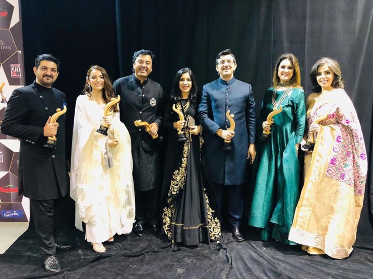 Success Party Of Drama 'Dar Si Jaati Hai Sila' | Reviewit.pk