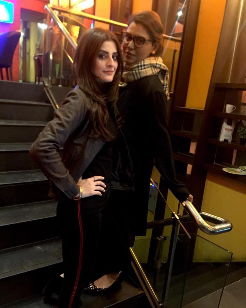 Actress Amna Malik's Latest Beautiful Pictures From Istanbul Turkey ...