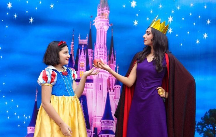 Pakistani Celebrities at Disney Themed Birthday Party | Reviewit.pk
