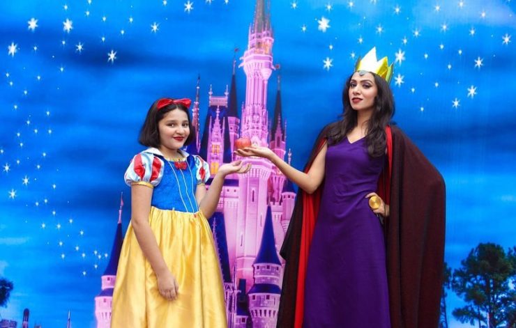 Pakistani Celebrities at Disney Themed Birthday Party | Reviewit.pk
