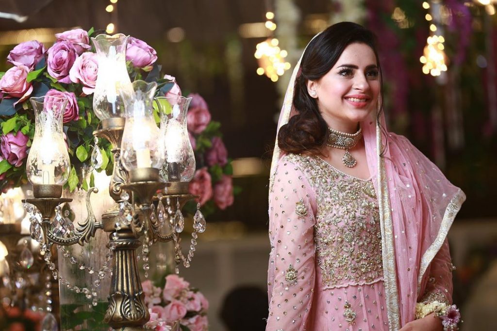 Beautiful Photo Shoot of Actress Fatima Effendi | Reviewit.pk