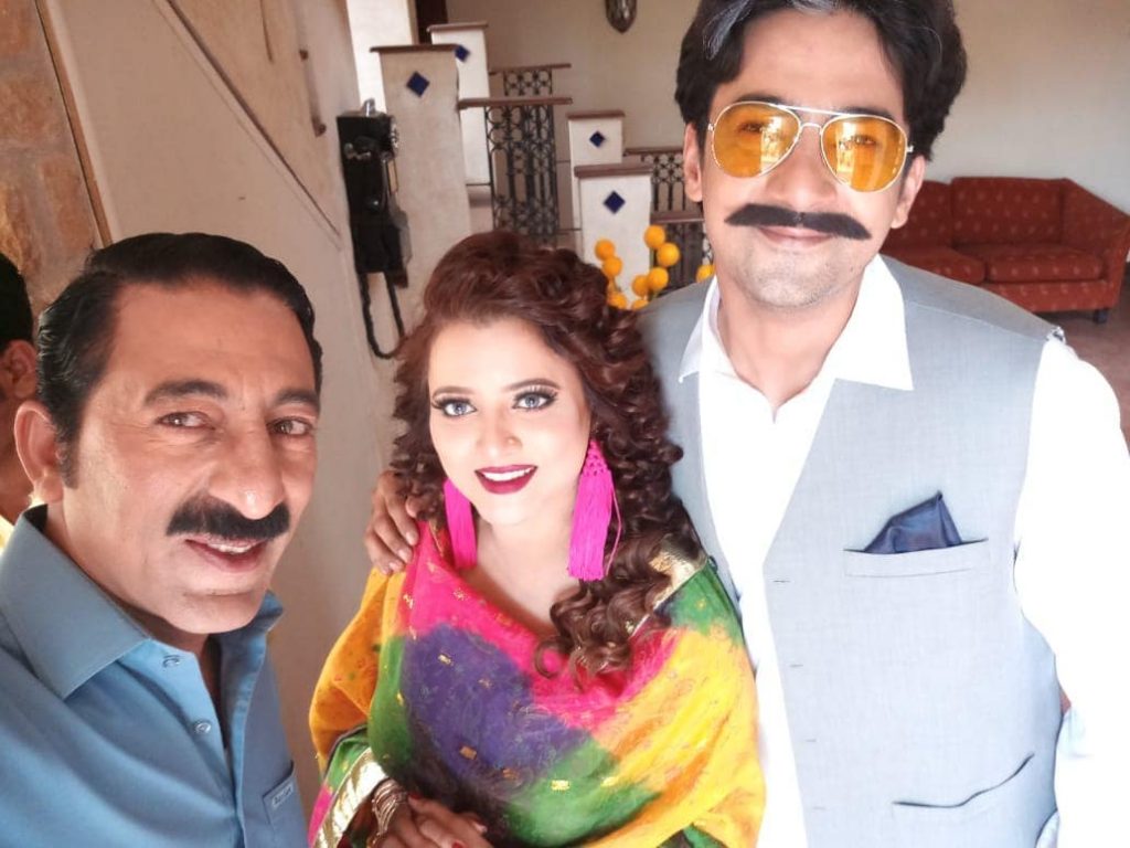 Actress Mizna Waqas From Drama Suno Chanda Blessed with a Baby Boy ...