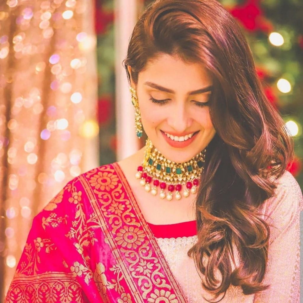 Ayeza Khan | 20 Secrets You Didn't Know About Her | Reviewit.pk