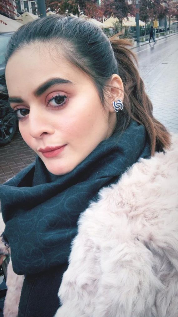 Latest Beautiful Clicks of Minal Khan from Her Trip to Amsterdam ...