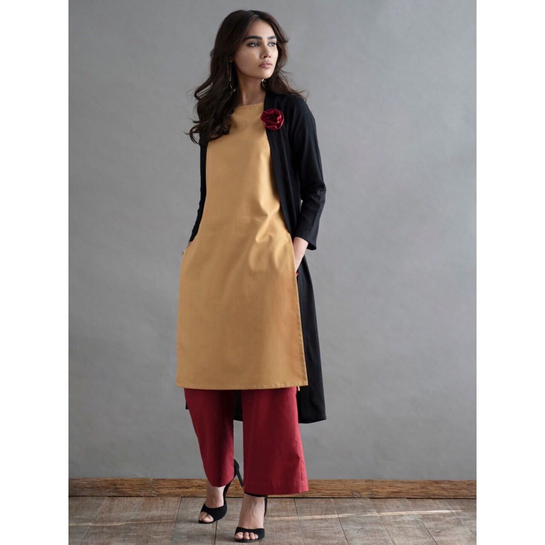 NYC Collection By Nida Yasir | Beautiful & Simple Dresses | Reviewit.pk