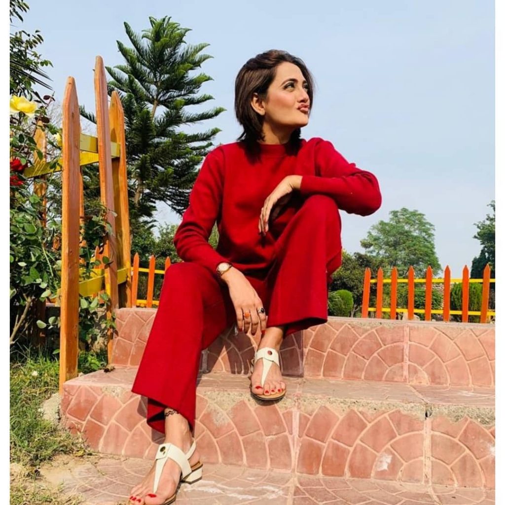 Latest Bridal Photo Shoot of Actress Suzain Fatima | Reviewit.pk