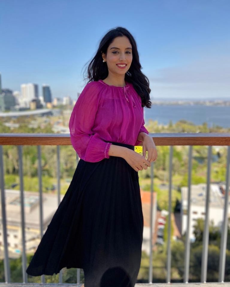 Zainab Abbas Dance From Her Wedding Day | Reviewit.pk