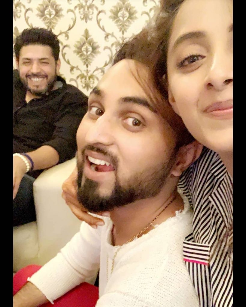 Latest Clicks of Sanam Chaudhry with her Husband Somee Chohan | Reviewit.pk