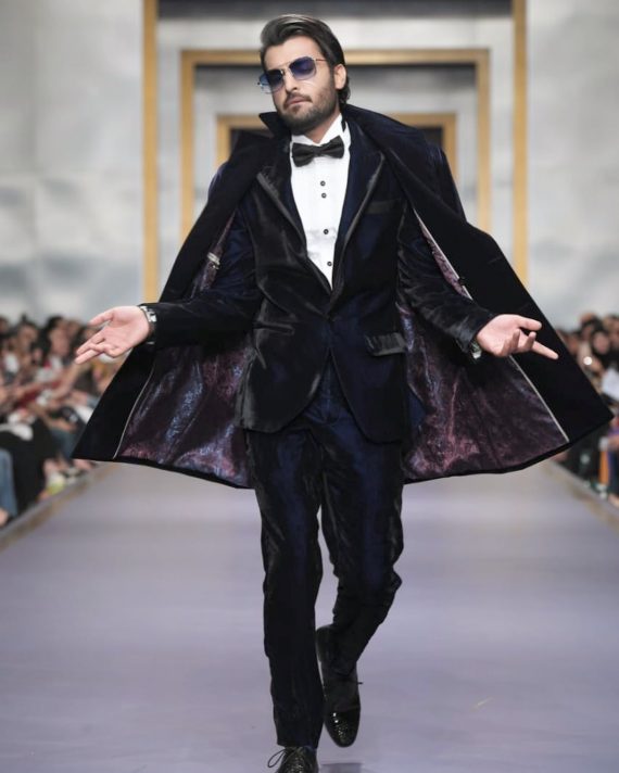 Asad Siddiqui Wrote Heartfelt Letter On His Father's Birthday | Reviewit.pk