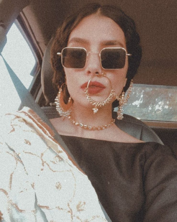 Actress Eman Suleman’s Mehendi Ceremony Pictures | Reviewit.pk