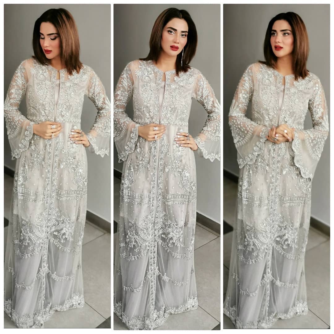 Fiza Ali And Firdous Jamal Singing Together | Reviewit.pk