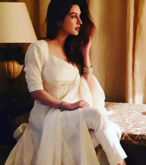 Iman Ali And Farhan Saeed Pair Up For A Shoot | Reviewit.pk