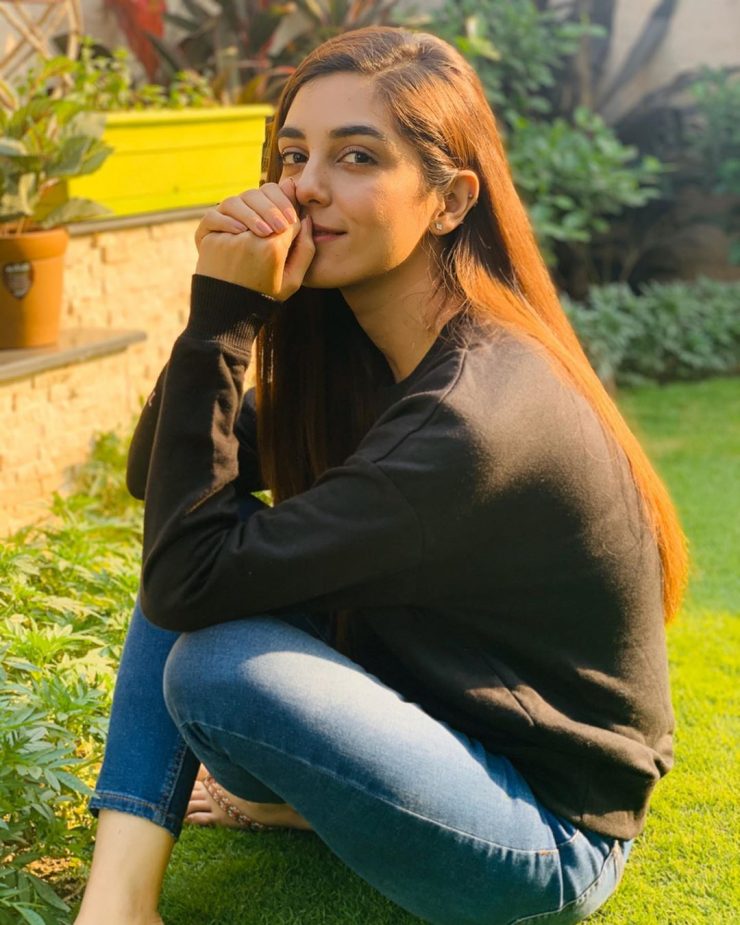 Maya Ali Welcomes 2020 With Open Heart | Reviewit.pk