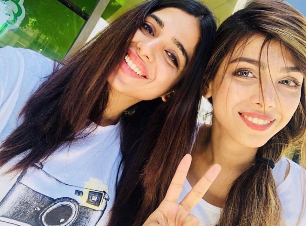 Beautiful Sisters of Pakistani Actresses | Reviewit.pk