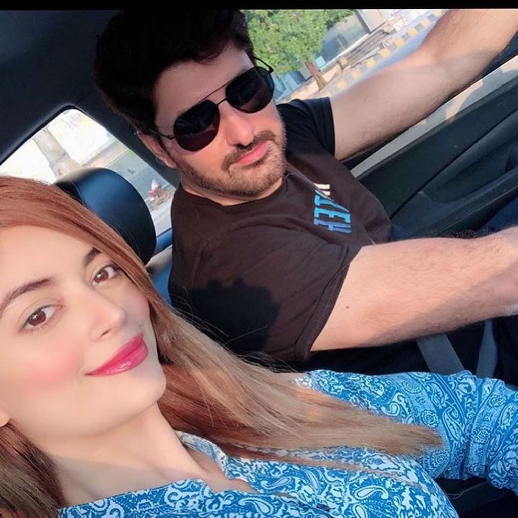 Actor Syed Jibran's Latest Pictures with his Family | Reviewit.pk