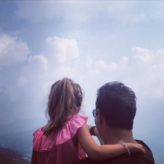 Wasim Akram with his Wife Shaniera in Australia Enjoying Vacations ...