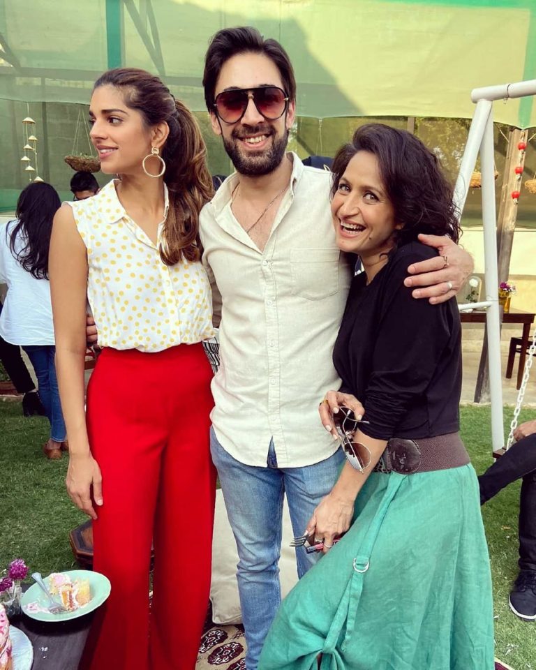 Beautiful Actress Sanam Saeed Birthday Pictures | Reviewit.pk