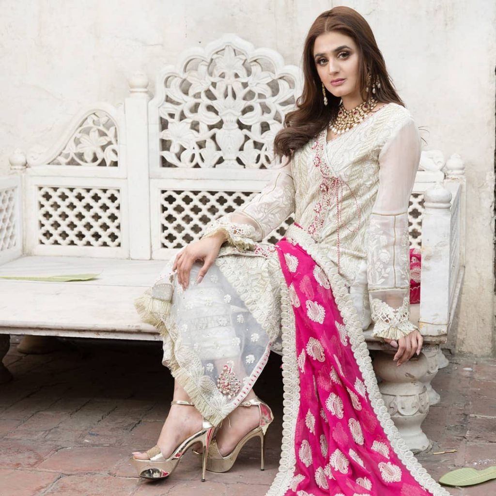 Beautiful Hira Mani Latest Photo Shoot for Motifz | Reviewit.pk