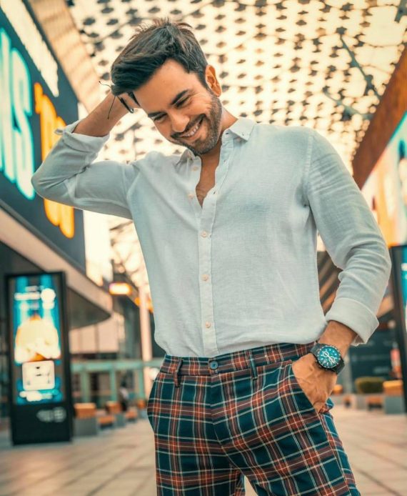 Top Pakistani Actors Making Film Debuts In 2020 | Reviewit.pk