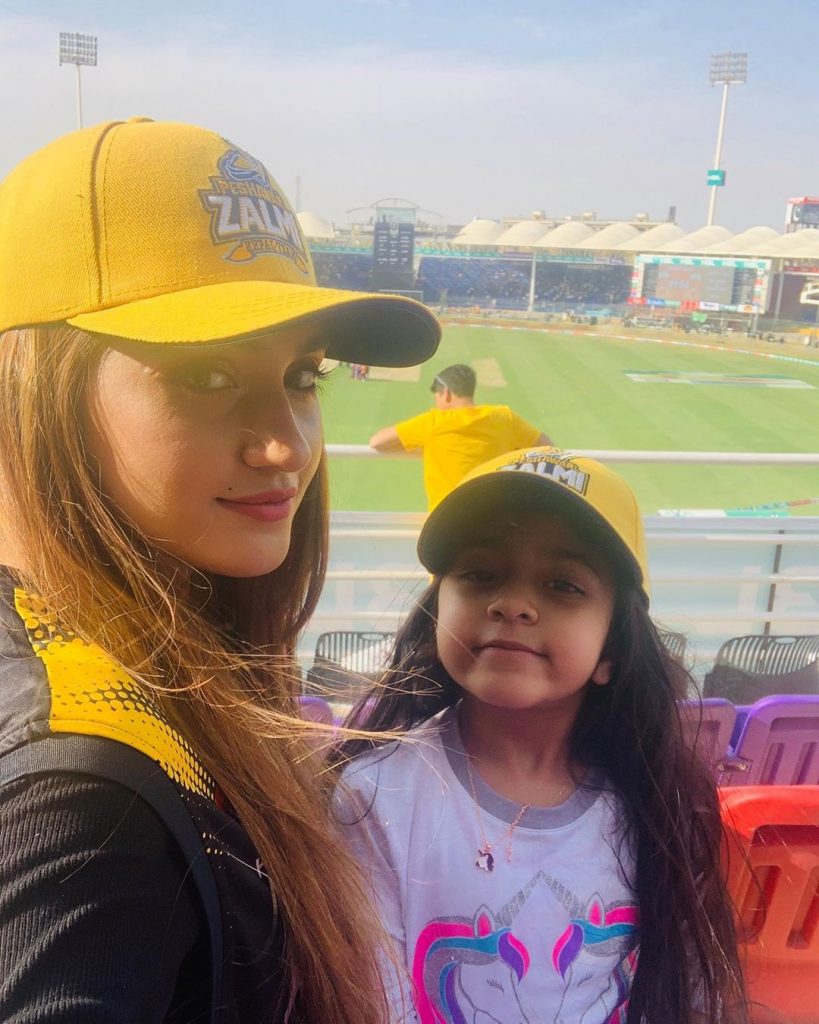 Beautiful Pictures of Cricketers Wahab Riaz and Hassan Ali with their ...