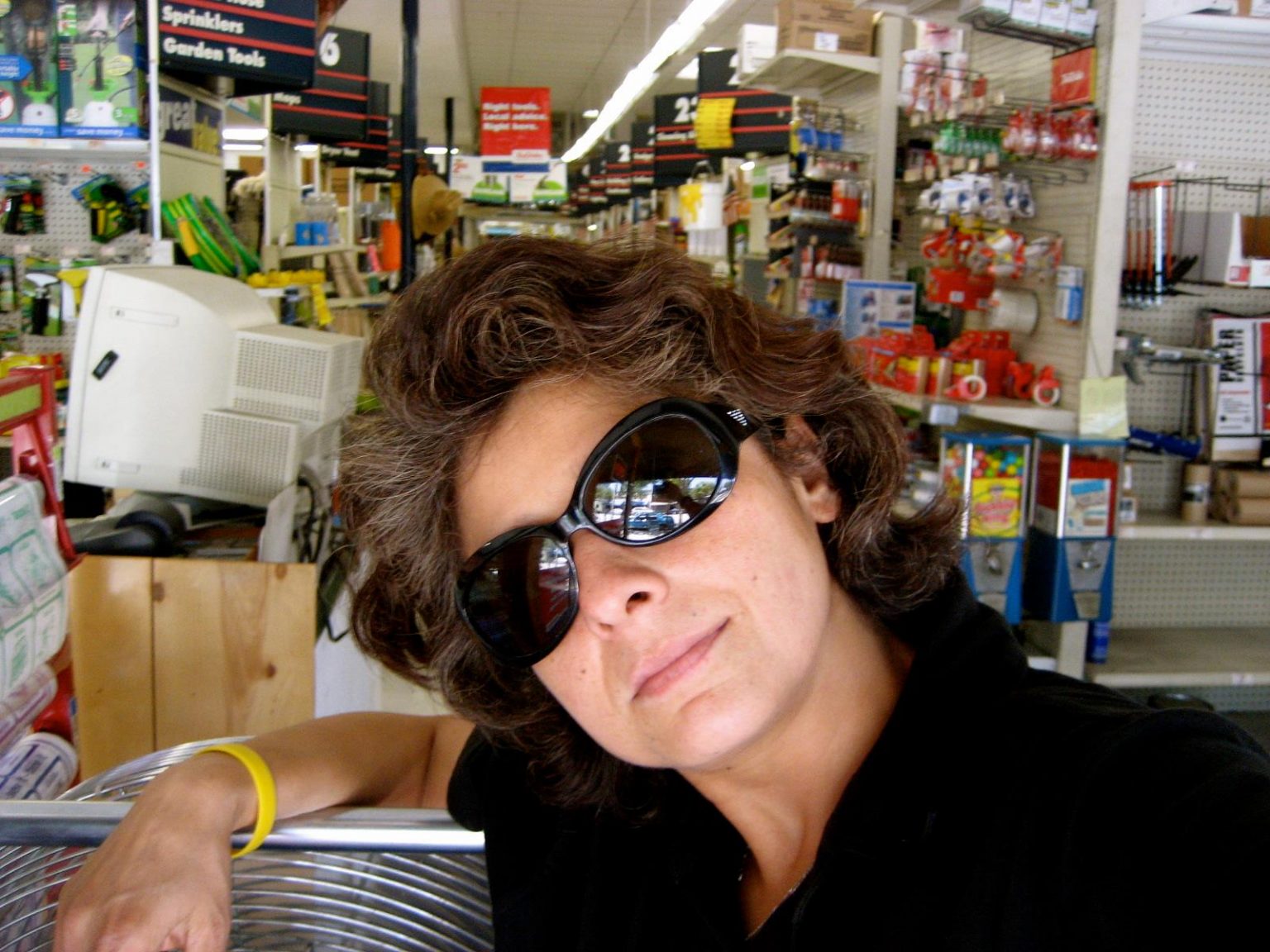 Unseen Rare Pictures of Huma Nawab | Reviewit.pk