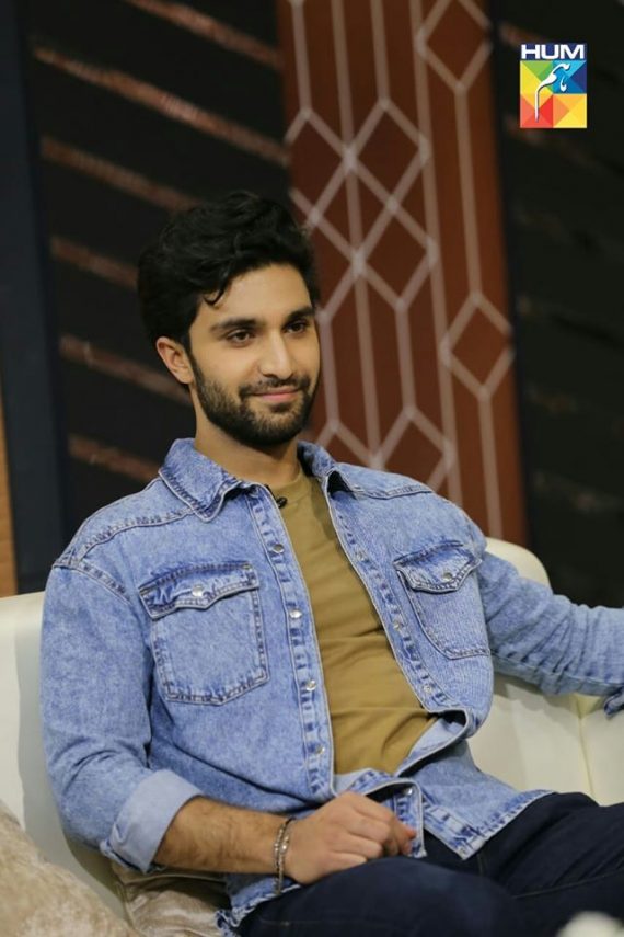 Beautiful Pictures of Drama Ehd e Wafa Cast from Special Show on Humtv ...