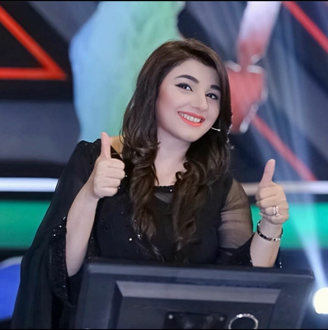 Why Javeria Saud Does Not Support Aurat March | Reviewit.pk