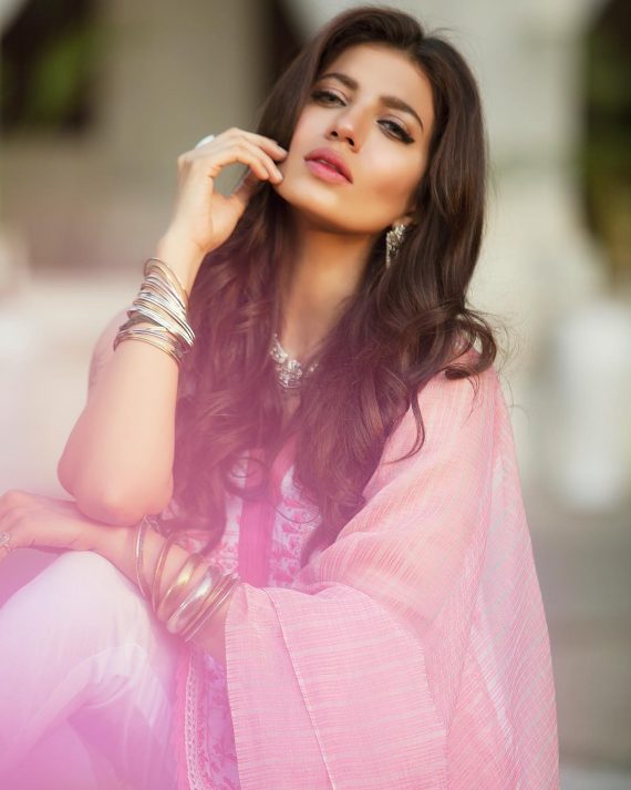 Rabia Butt Shares About Her Journey In Yeh Dil Mera | Reviewit.pk