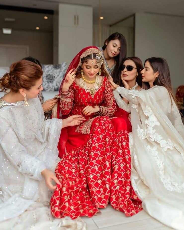 Ahad Raza Mir and Sajal Ali New HD Pictures from Their Nikah | Reviewit.pk