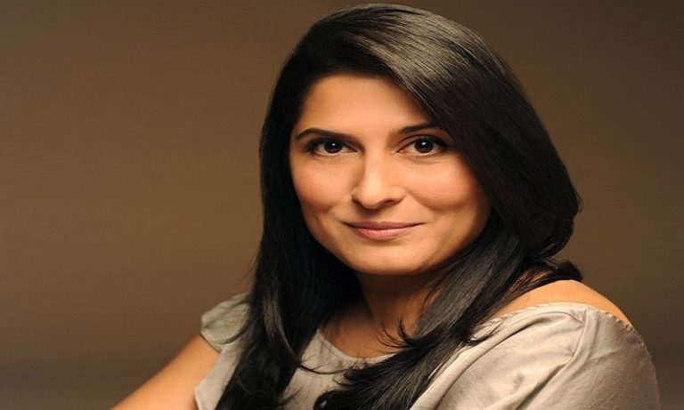 Sharmeen Obaid Launches Global Series On Gender Justice | Reviewit.pk