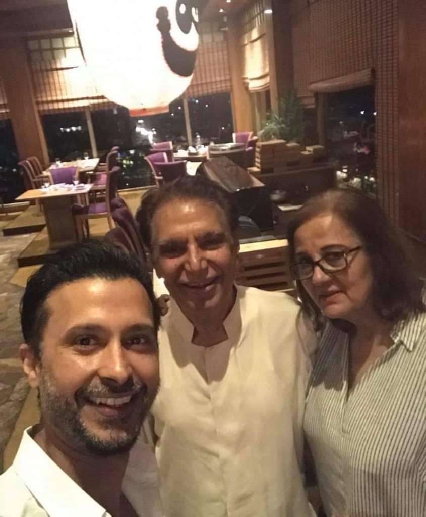 Famous Fathers and Sons of Pakistani Showbiz Industry | Reviewit.pk