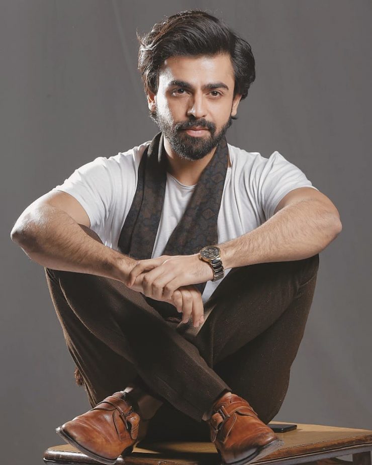 A Closer Look at the Heartthrob Farhan Saeed | Reviewit.pk