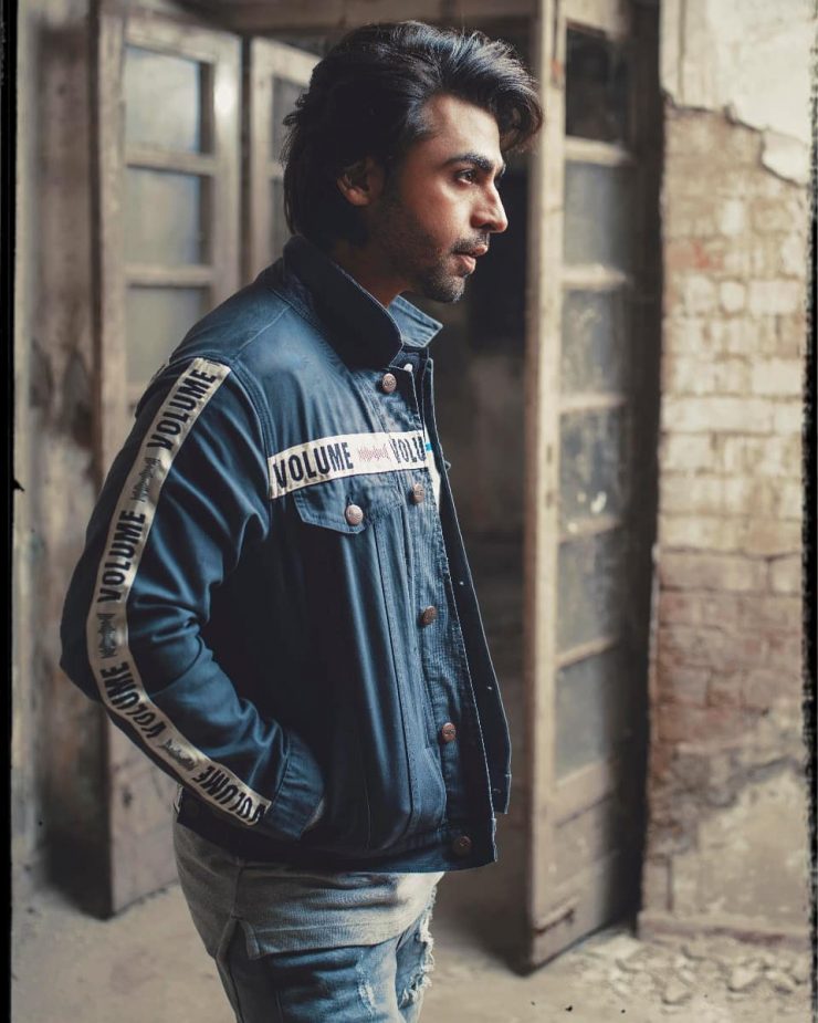 A Closer Look at the Heartthrob Farhan Saeed | Reviewit.pk