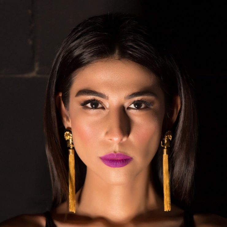 The Antique Side of Meesha Shafi | Reviewit.pk