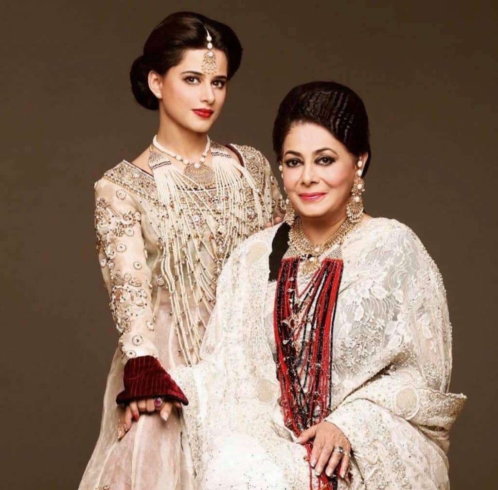 Daughters Who Are Actors Like Their Talented Mothers | Reviewit.pk