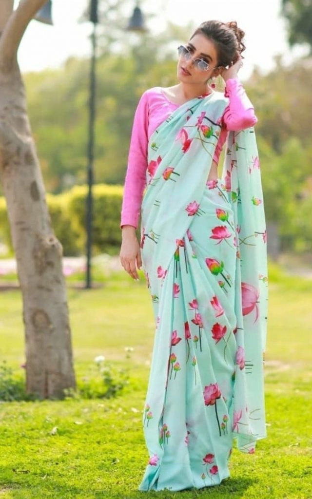 10 Types of Beautiful Sarees Worn By Pakistani Celebrities | Reviewit.pk